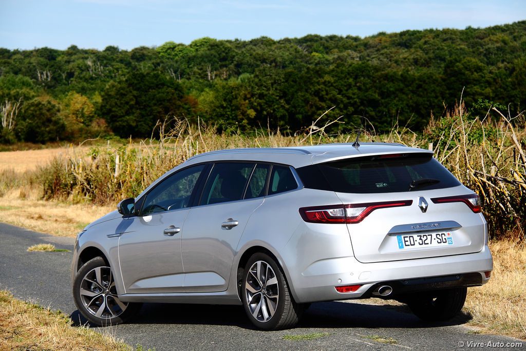 Essai Renault Megane 4 Estate dCi 110 EDC - Vivre-Auto